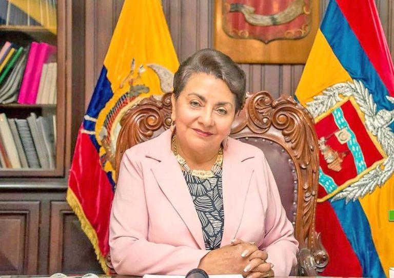 Piedad Pineda asumió la Alcaldía de Loja - AME